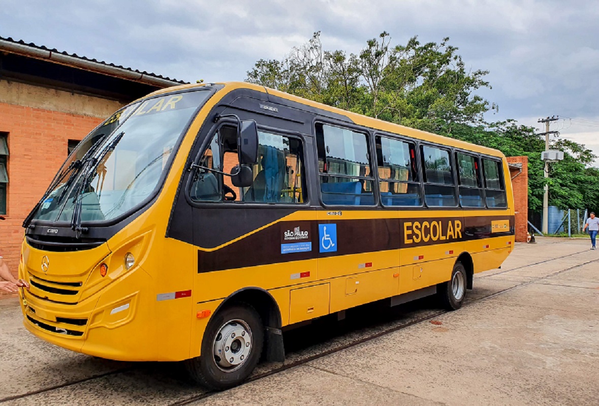 Rede municipal de ensino de Rio Claro ganha mais um ônibus escolar ...