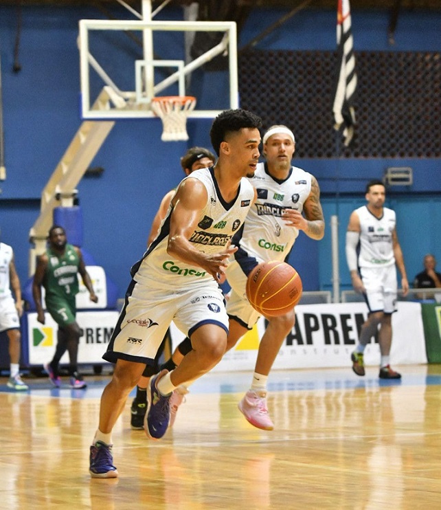 NBB 15: Rio Claro Basquete pega Flamengo no Rio de Janeiro - Diário do ...